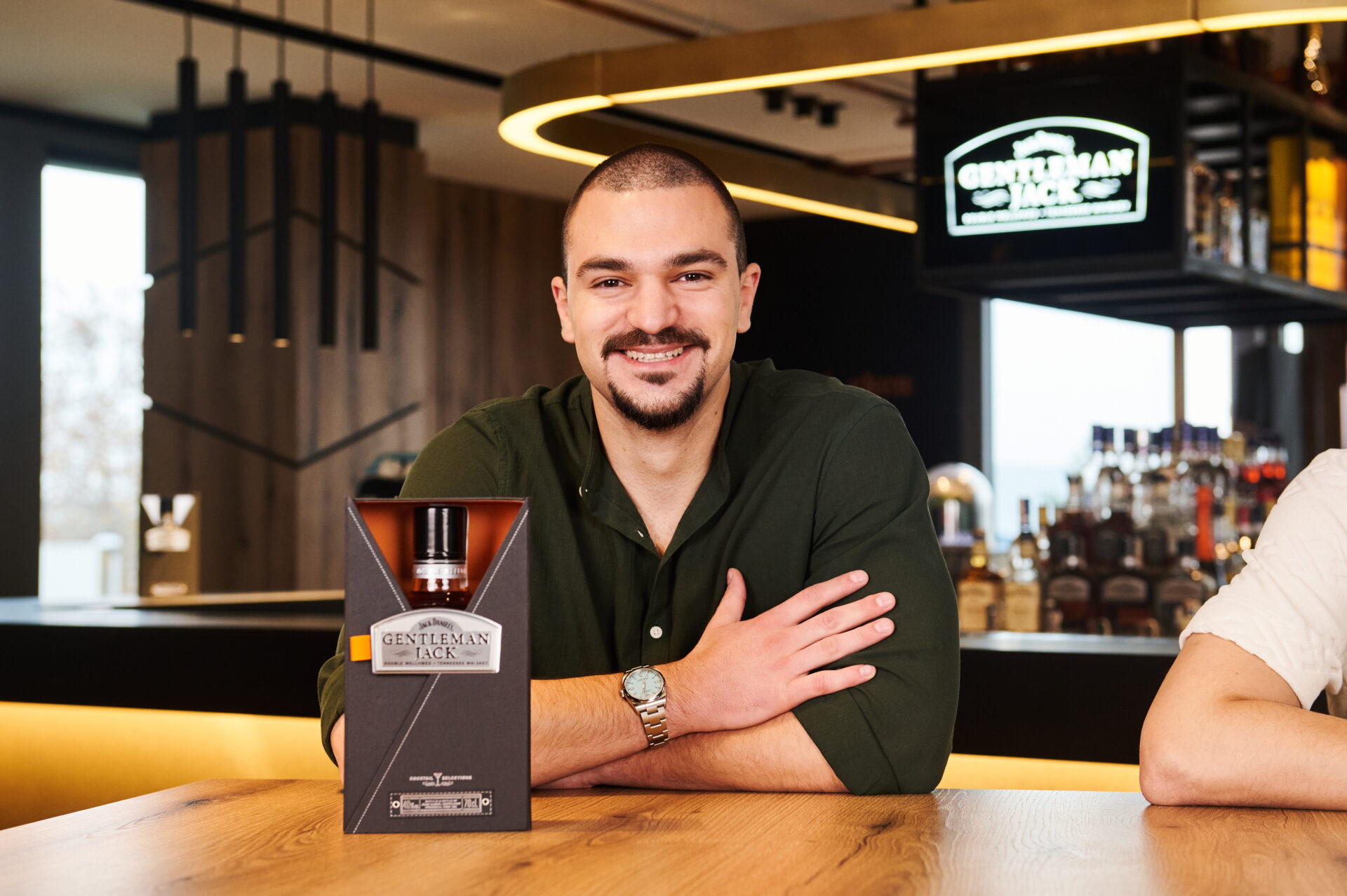 ”Jack Daniels” Otkrivanje kolekcije satova: Mihajlo Veruović Voyage ...